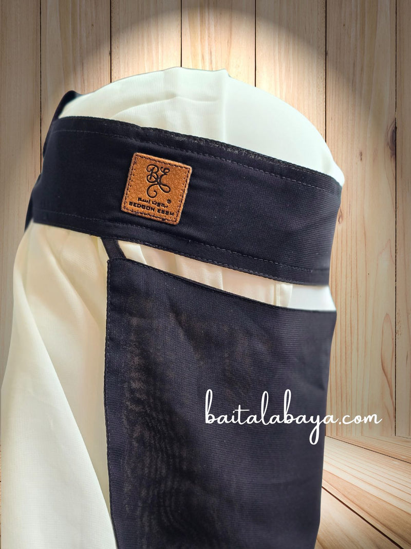 Bedoon Essm Visible Slant Elastic Leather Logo Niqab – BAIT AL ABAYA